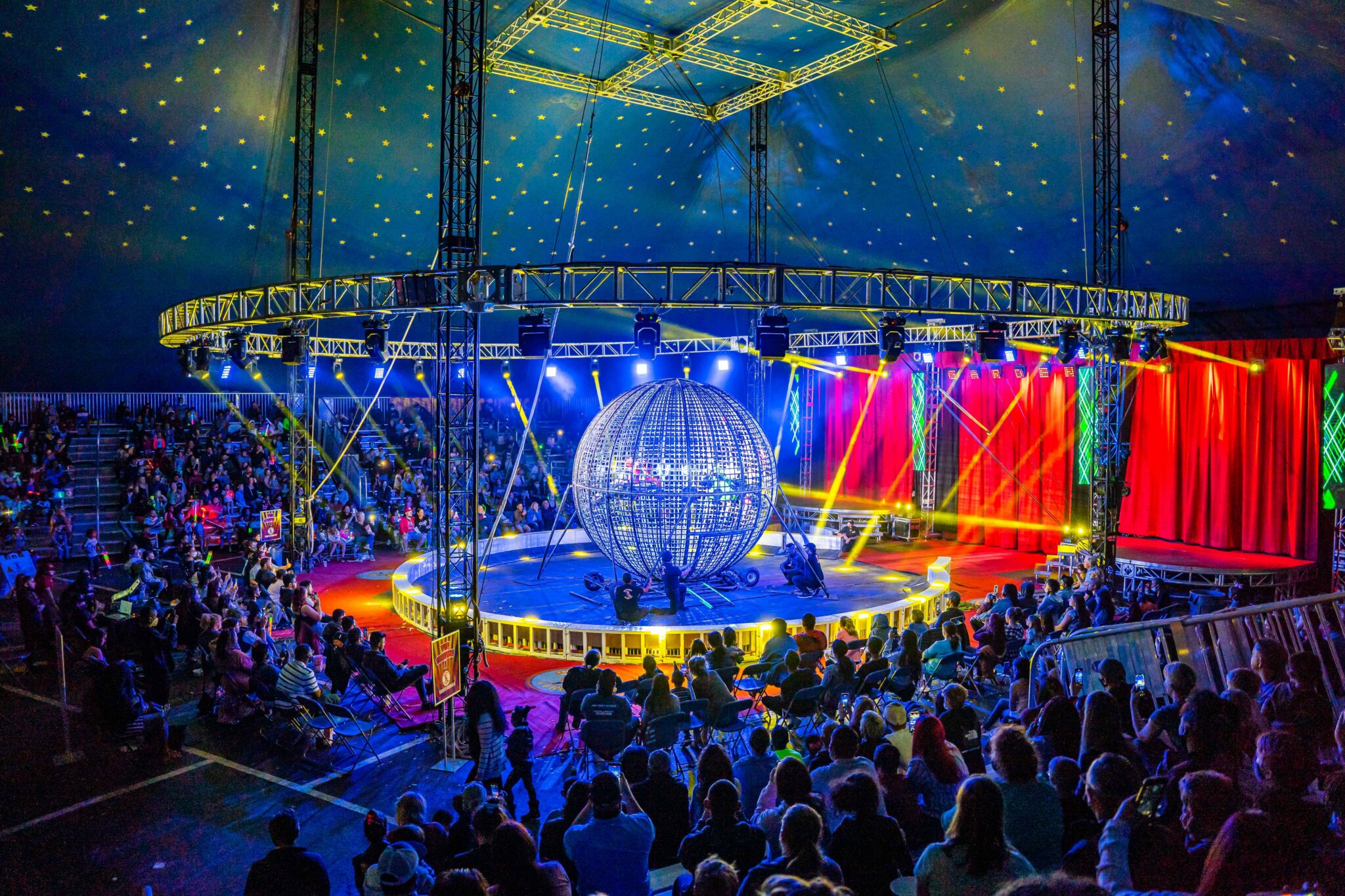 Garden Bros Nuclear Circus | Garden Bros Nuclear Circus | America's ...